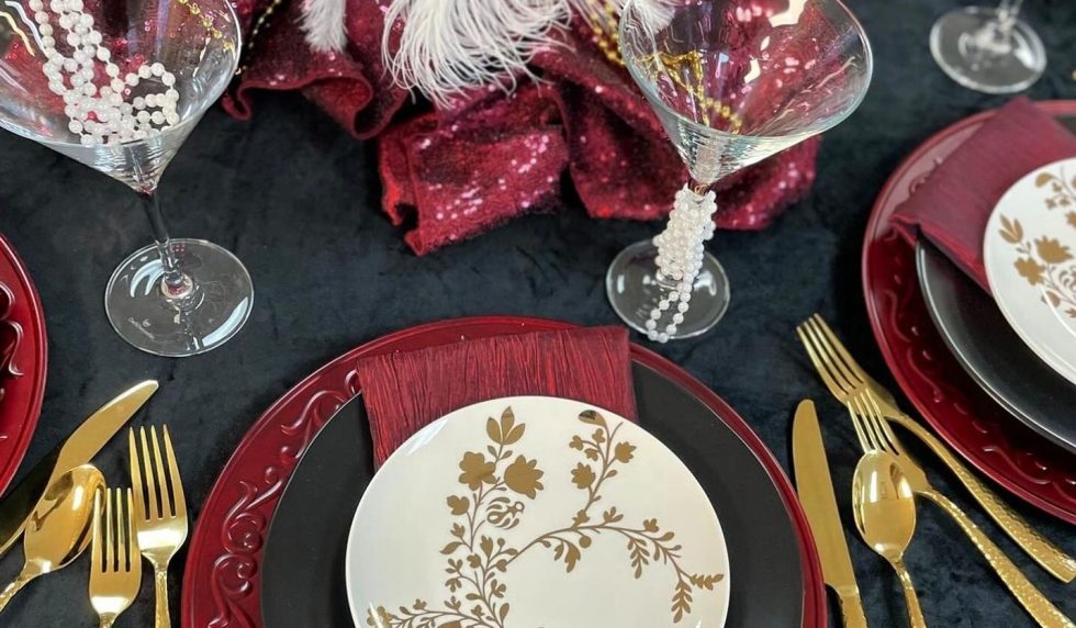 Red: The Classic Color for Holiday Tablescapes | A to Z Party Rental ...